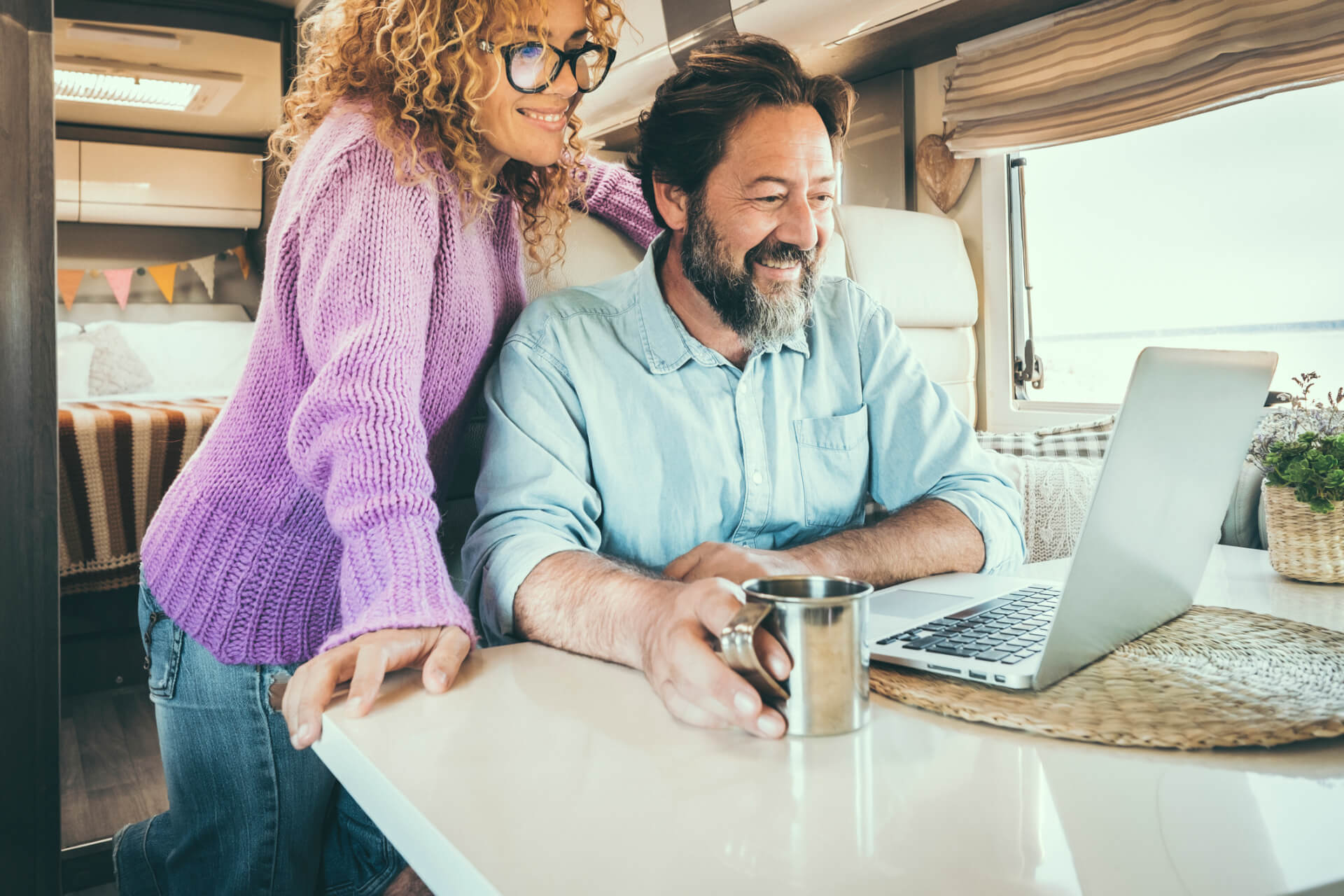 4 Tips for Moving into a Mobile Home | Condor Moving Systems